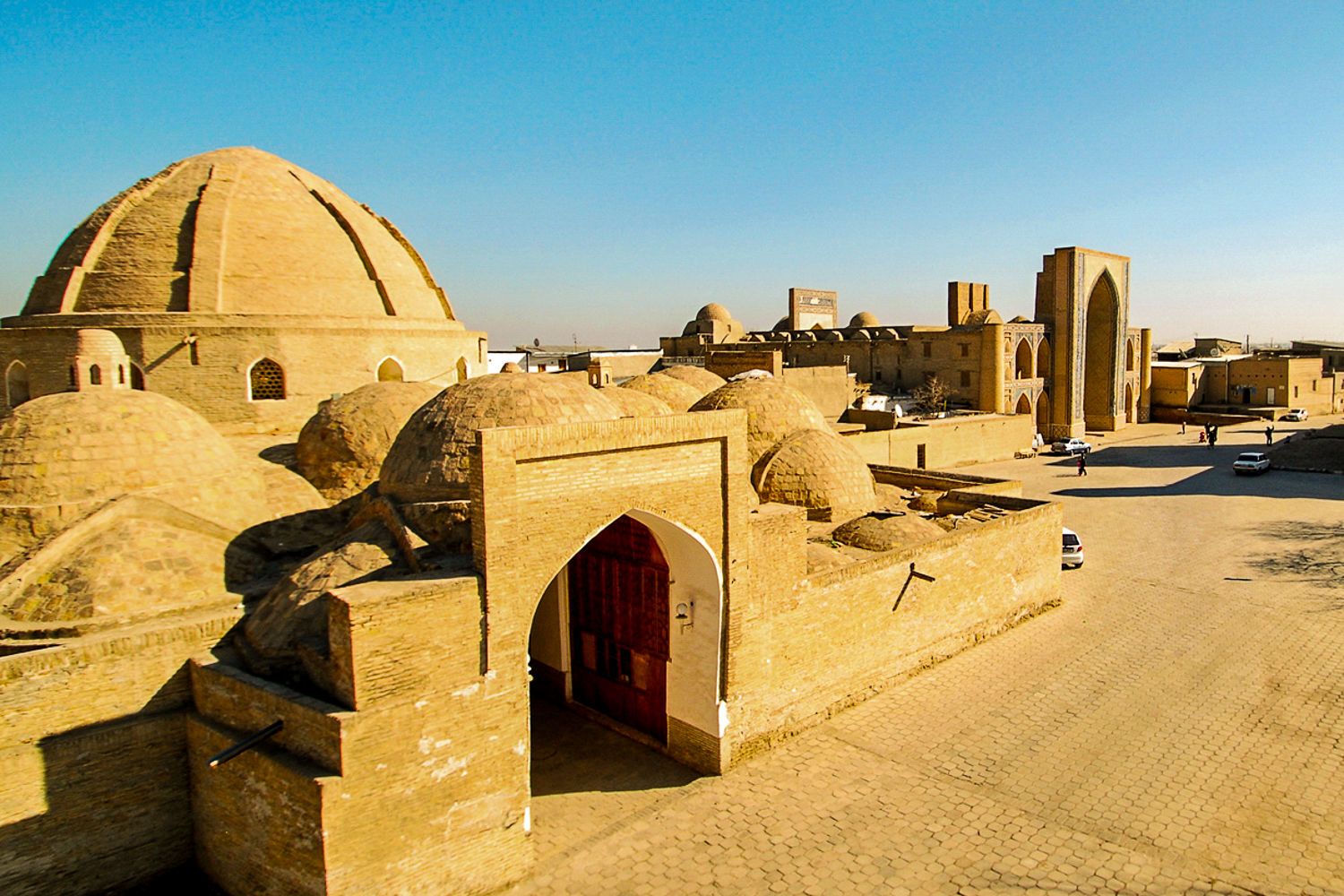 Bukhara Travel Guide - Kalpak Travel